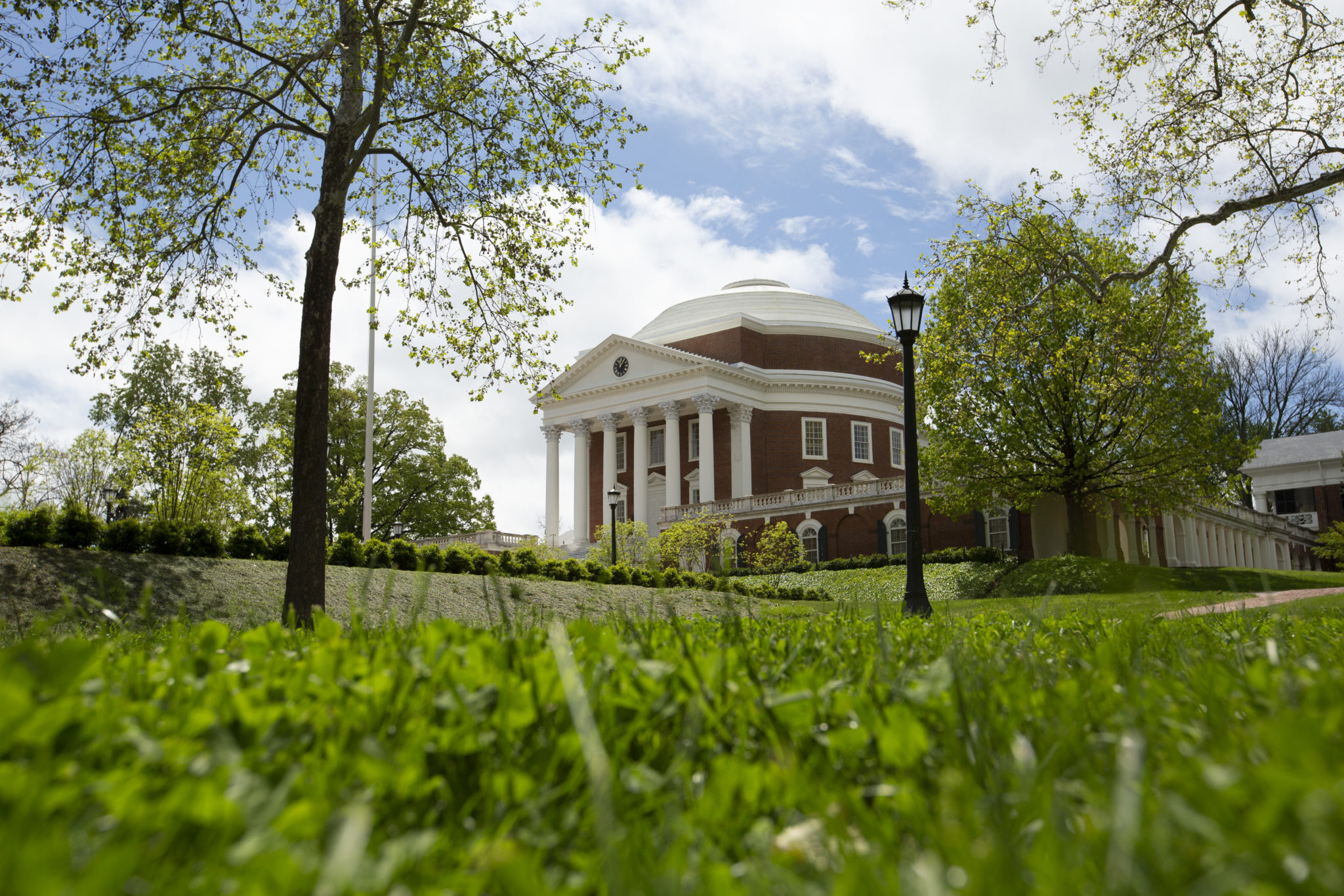 Federal policy change hits UVA's medical research funding